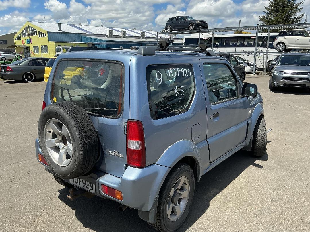 Damaged Suzuki Jimny Sierra 2014 in Palmerston North - Matipo Lane | at ...
