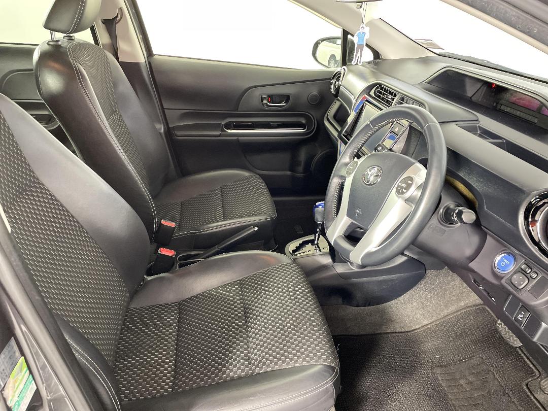 Used Toyota Aqua Hybrid 2014 | Palmerston North | at Turners Cars ...