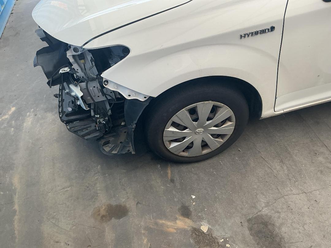 Damaged Toyota Corolla Fielder 1.5L-Hybrid 2015 in Wiri | at Turners ...