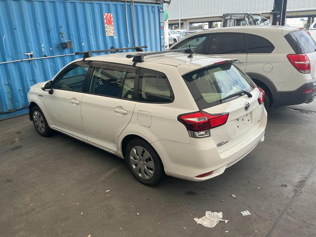 Damaged Toyota Corolla Fielder 1.5L-Hybrid 2015 in Wiri | at Turners ...