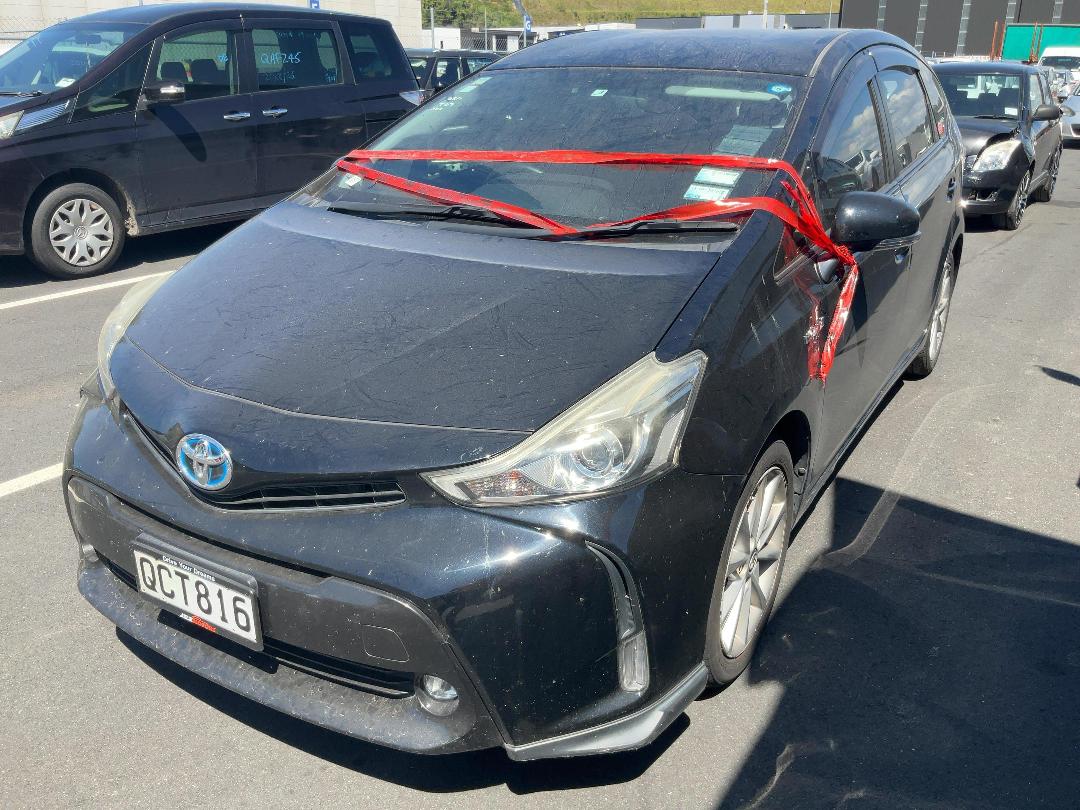 Damaged Toyota Prius Alpha 2015 in Tauranga | at Turners Damaged and ...