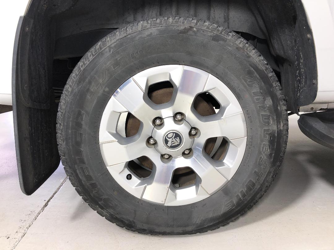 Damaged Holden Colorado LT DC PU 2017 in Avalon Drive | at Turners ...