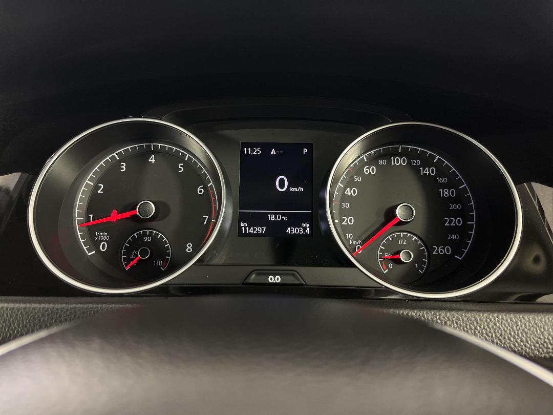 Used Volkswagen Golf TSI Highline 2017 | Moorhouse Ave | at Turners ...