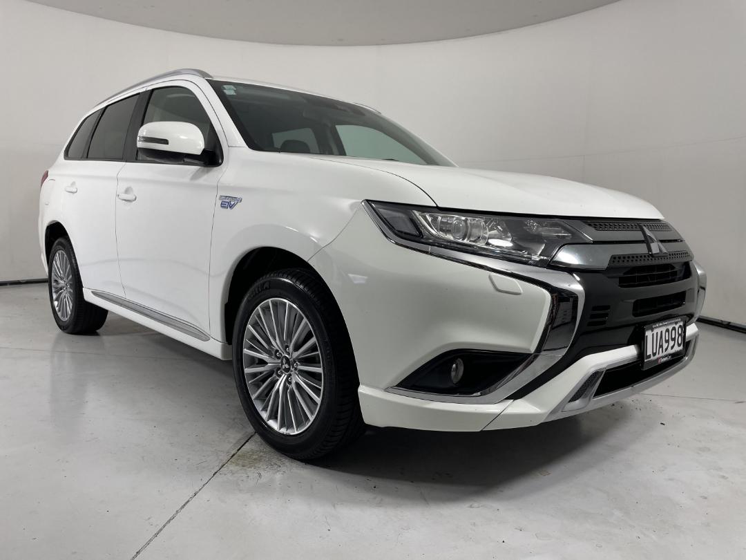 Used Mitsubishi Outlander XLS 2018 | Christchurch City | at Turners ...