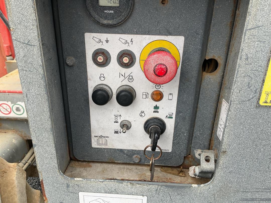 Used Skyjack 6832 2018 | Turners Trucks & Machinery for Sale | 25611002 ...