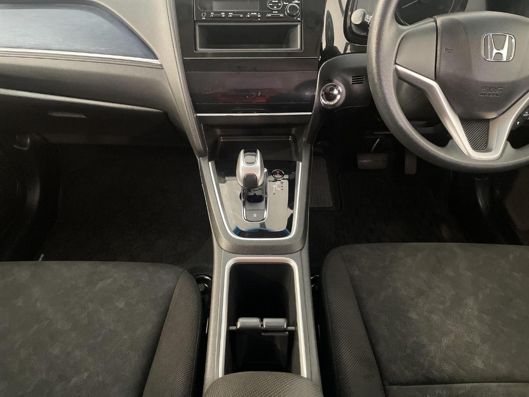 Used Honda Shuttle Hybrid 2019 | Wellington - Porirua | at Turners Cars ...