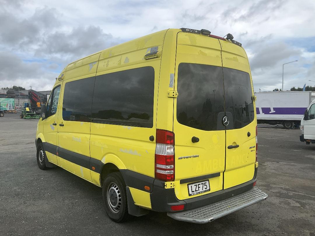 Used Mercedes-Benz Sprinter 319 VAN MWB 3.88T 2019 | Turners Trucks ...