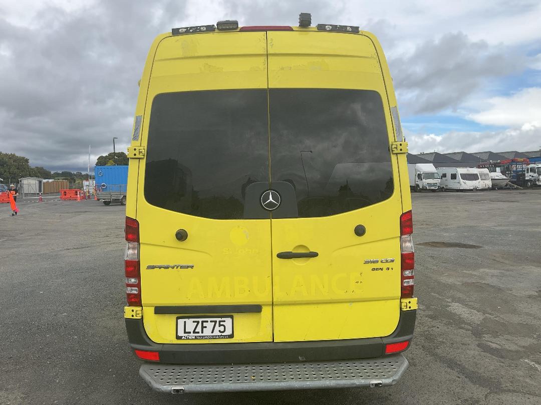 Used Mercedes-Benz Sprinter 319 VAN MWB 3.88T 2019 | Turners Trucks ...