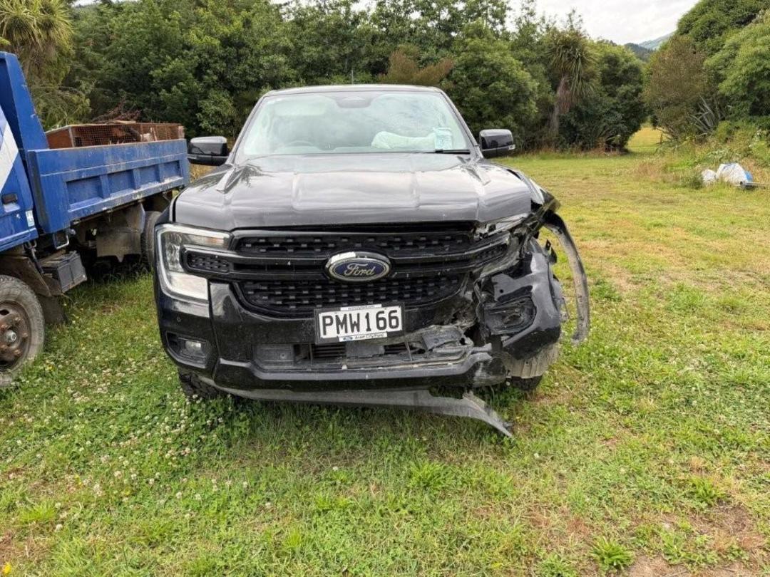 Damaged Ford Ranger XLT Double CAB W/SA 2022 in Christchurch – Bromley ...