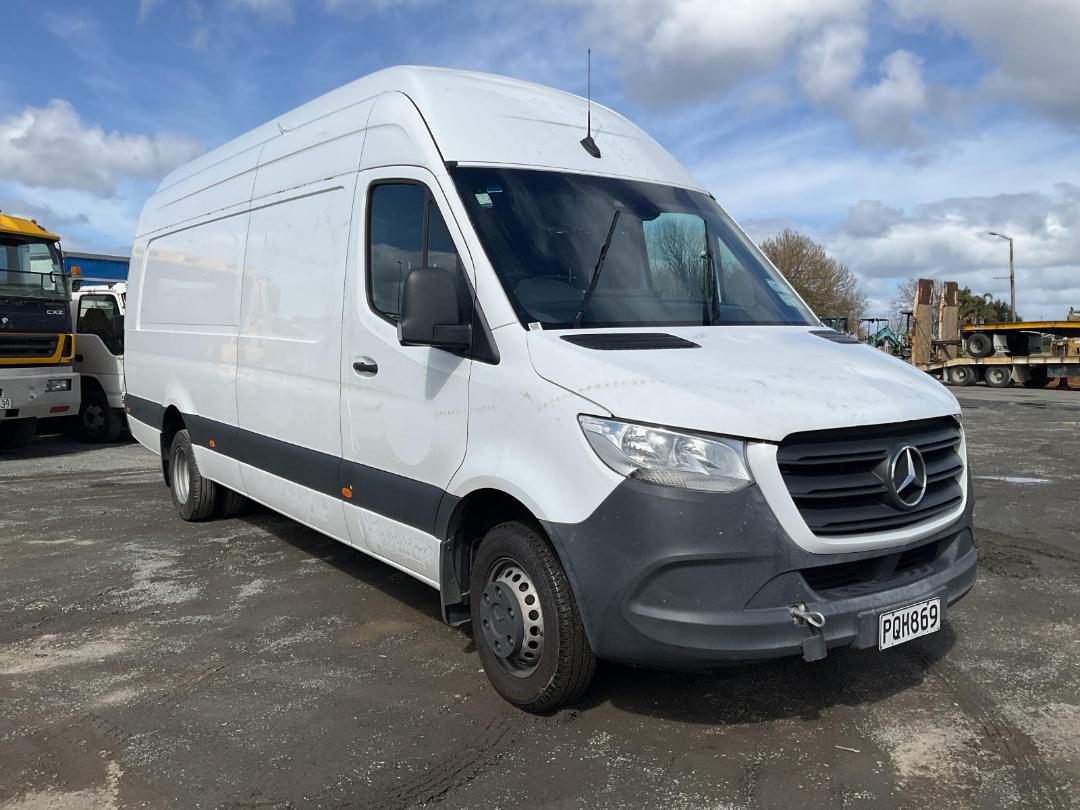 Used Mercedes-Benz Sprinter 519 ELWB VAN 2022 | Turners Trucks ...