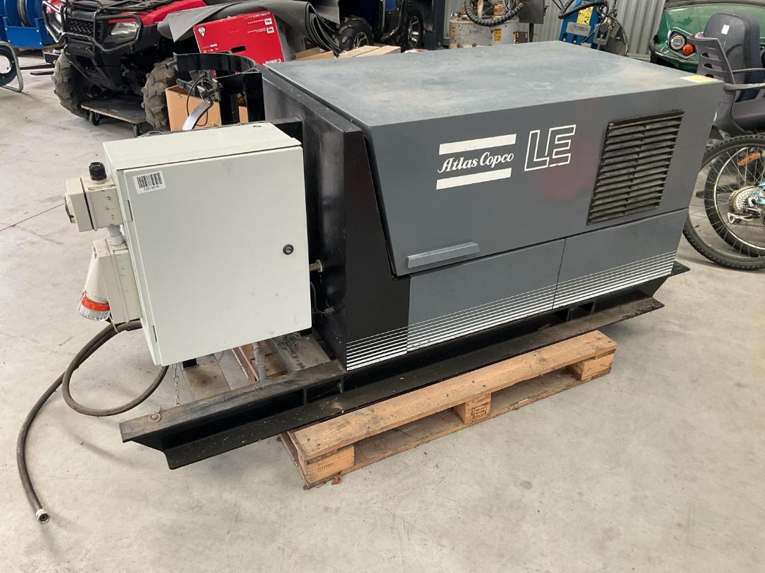 Great Deal On Atlas Copco LE11 Industrial Compressor | 22574016 ...