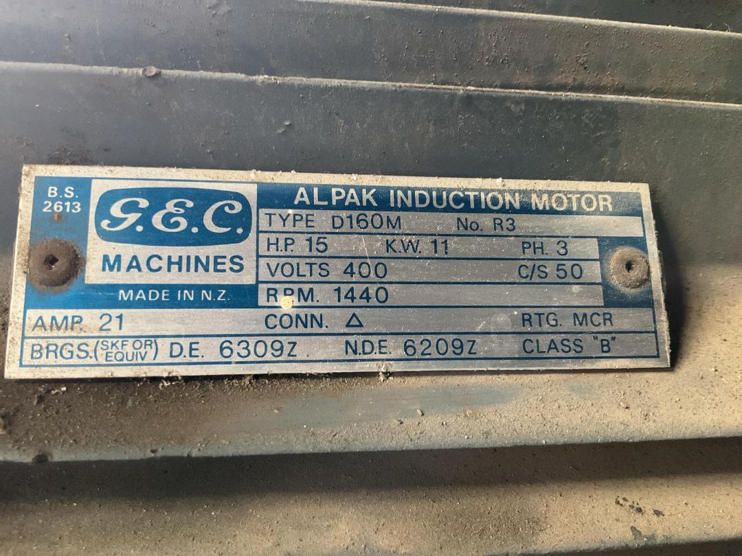 Great Deal On Atlas Copco LE11 Industrial Compressor | 22574016 ...