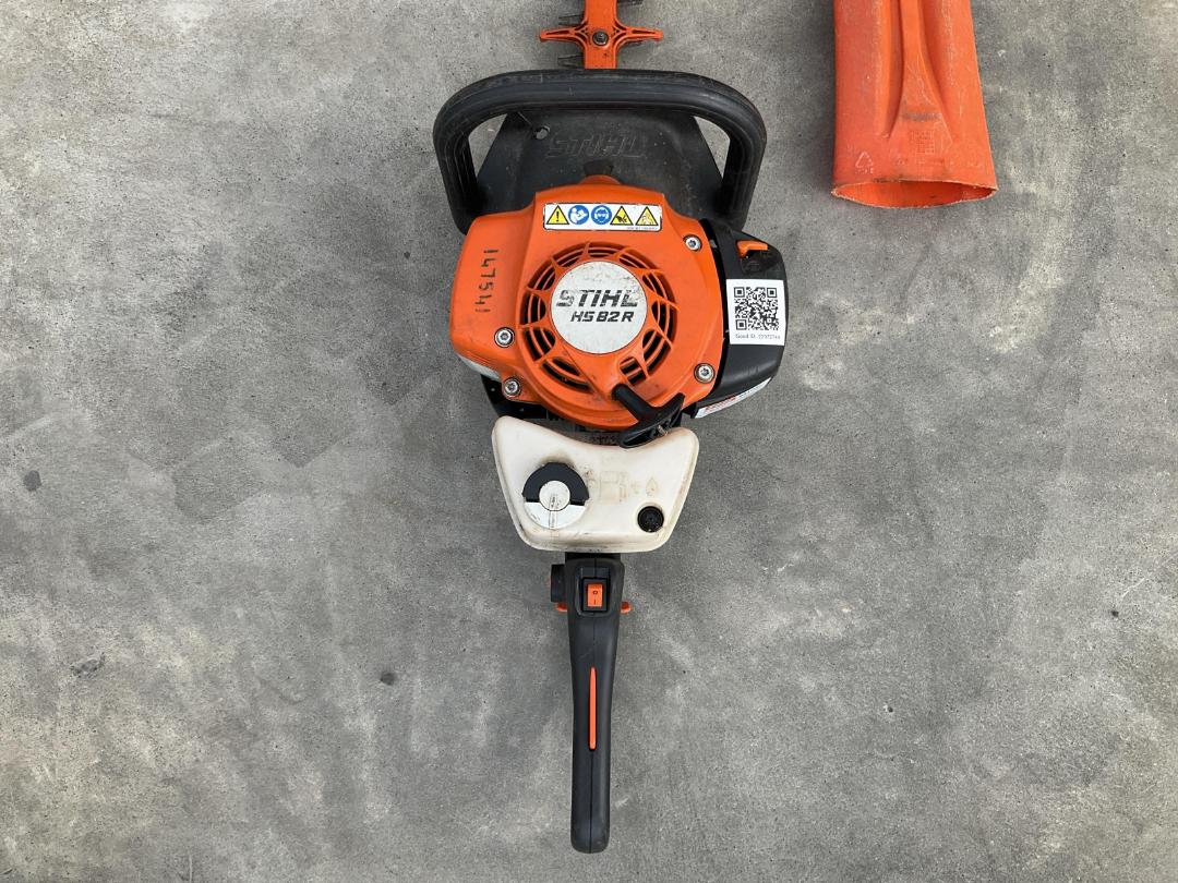 Great Deal On Stihl HS82R Hedge Trimmer | 22972744| Turners Commercial ...