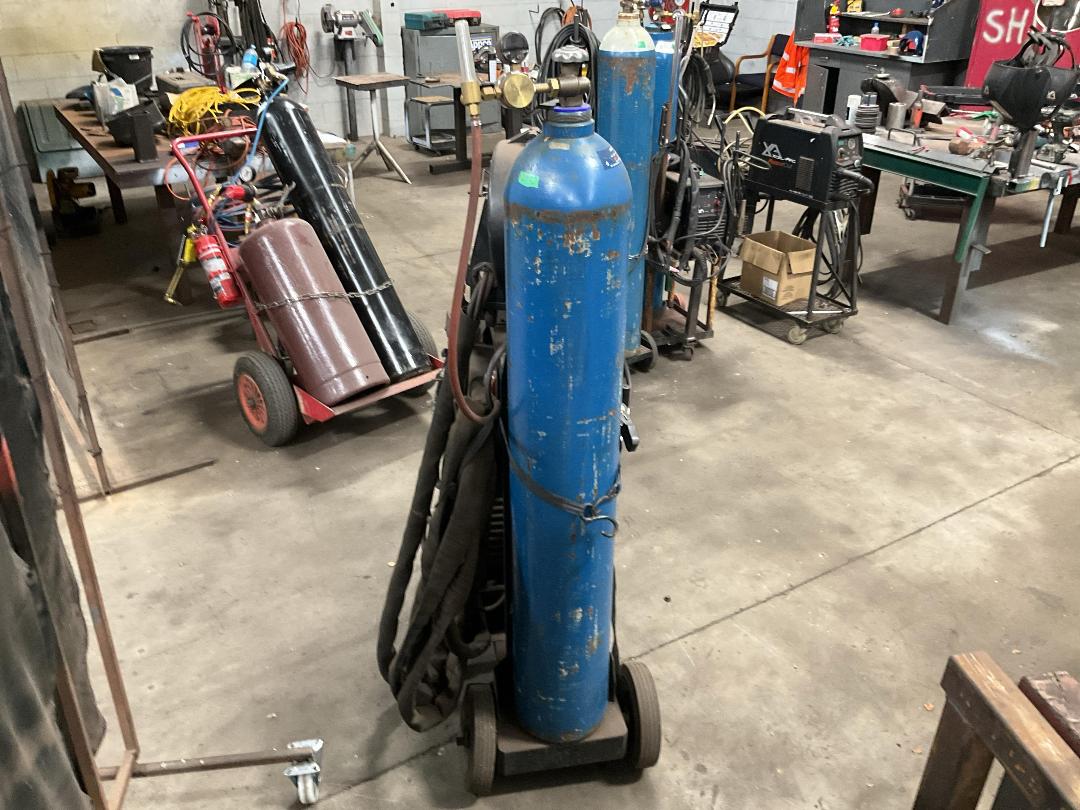 Great Deal On Xcel-arc Mig 500 Welder with Trolley | 25392910| Turners ...