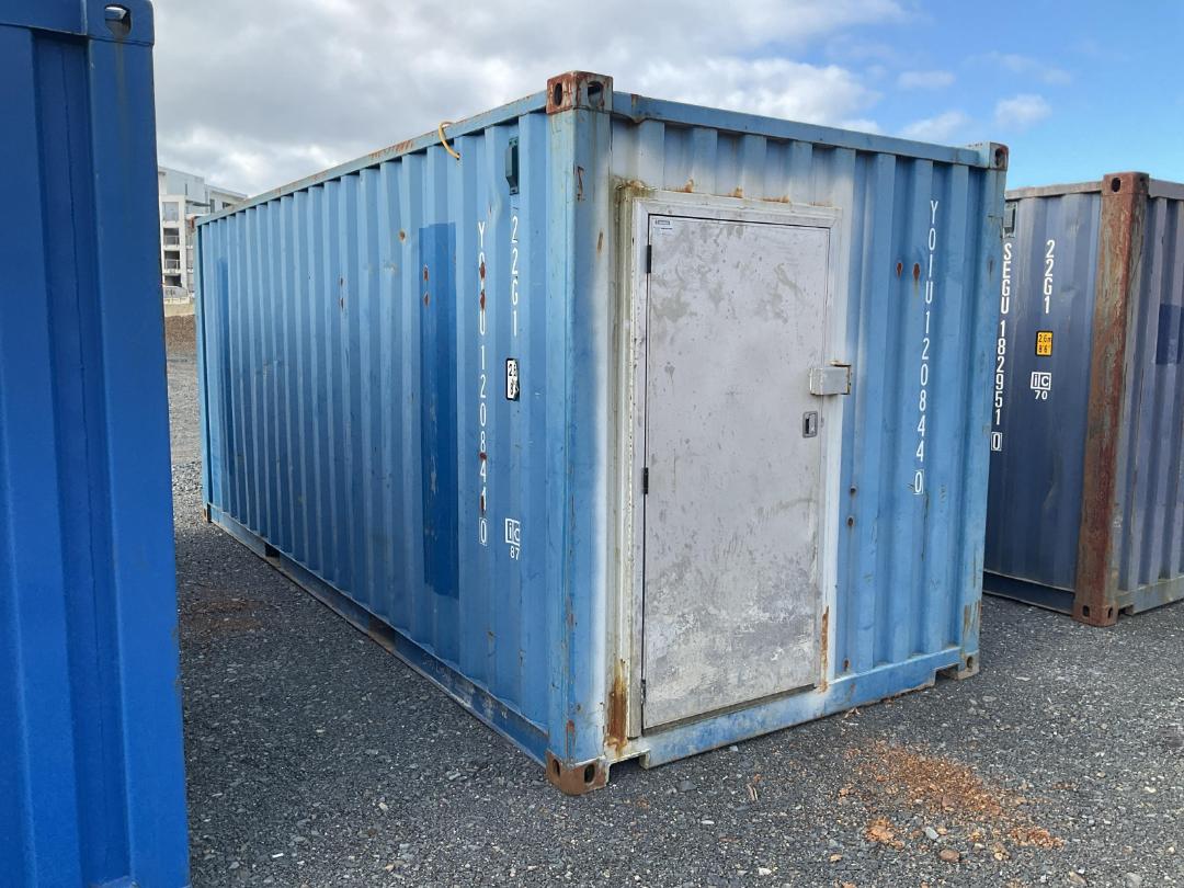 Great Deal On Blue 20ft Shipping Container | 25880178| Turners ...