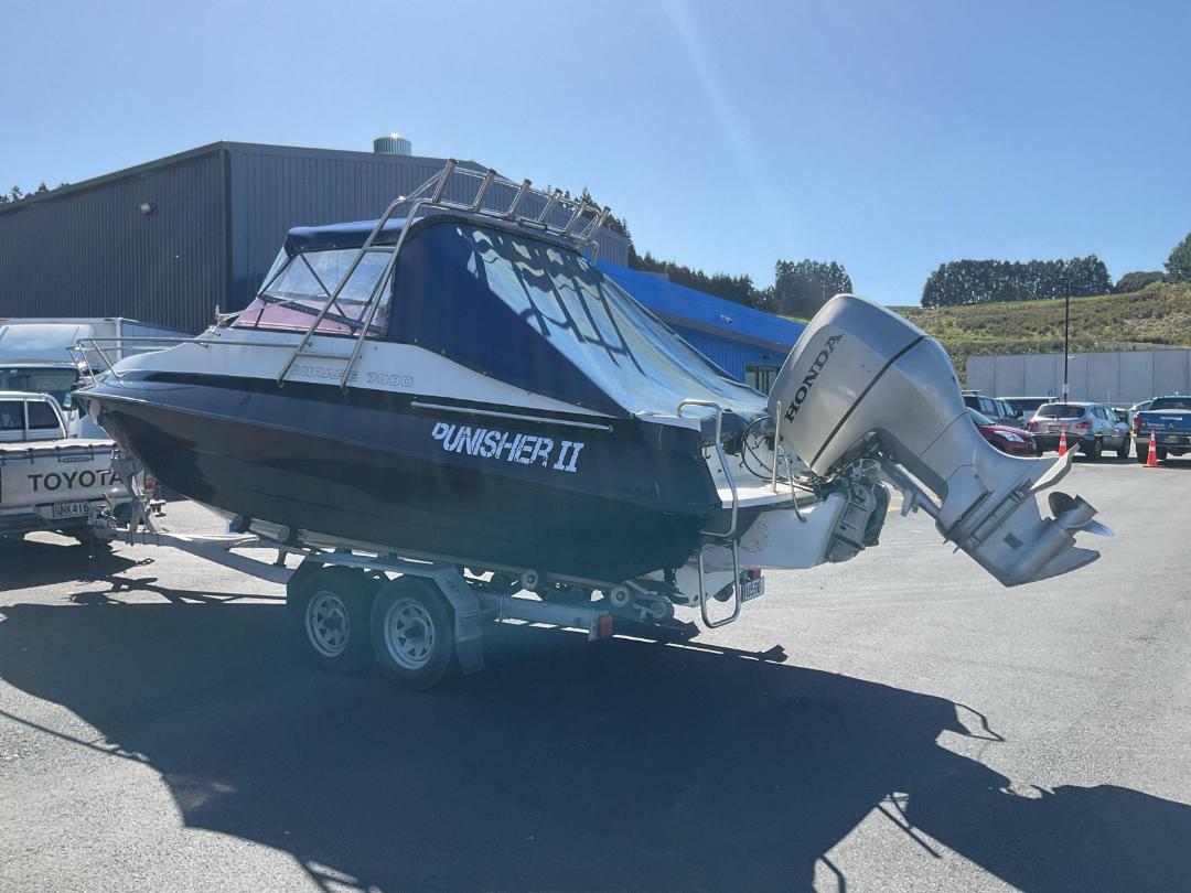 Used Mirage 7000 | Turners Boats & Marine | 25337611 | Turners