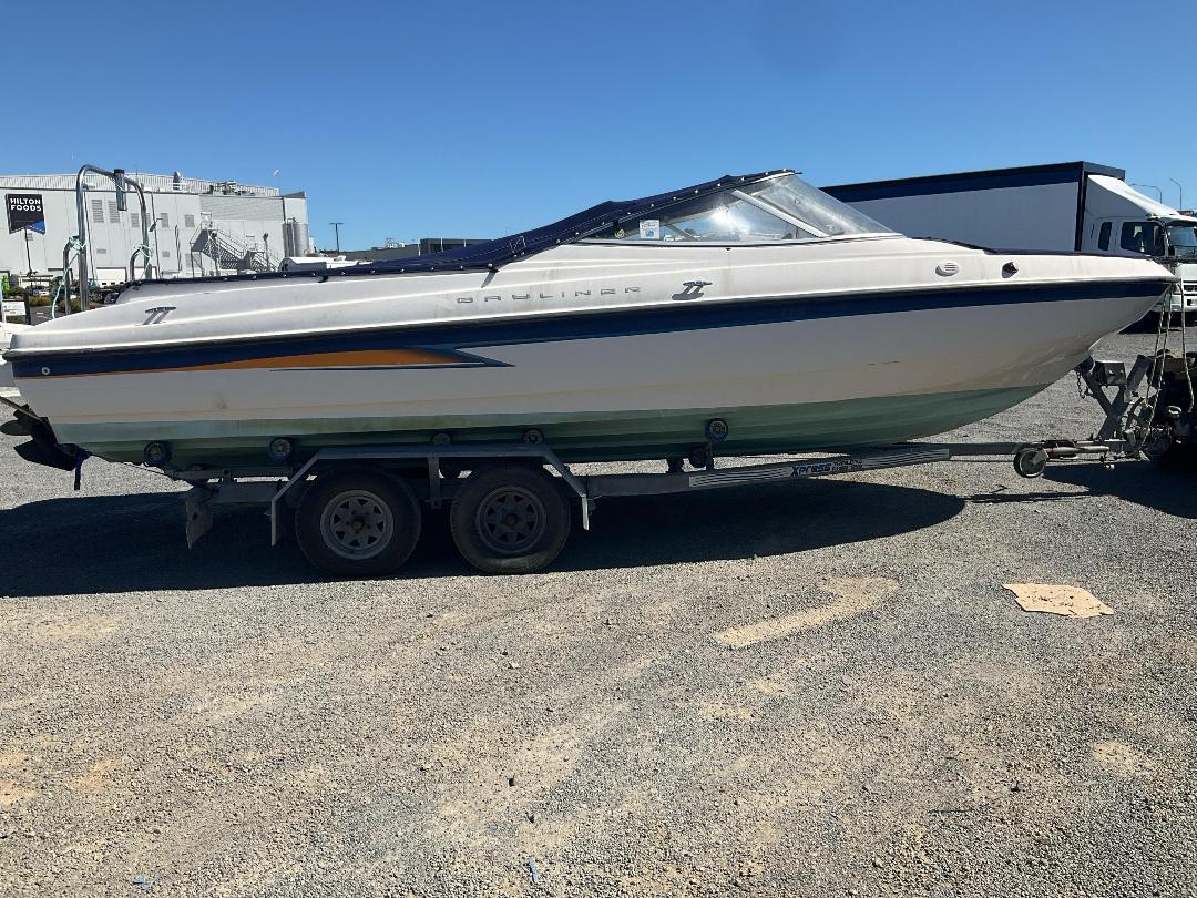 Used Q102W : Bayliner 225 Capri | Turners Boats & Marine | 27063890 ...